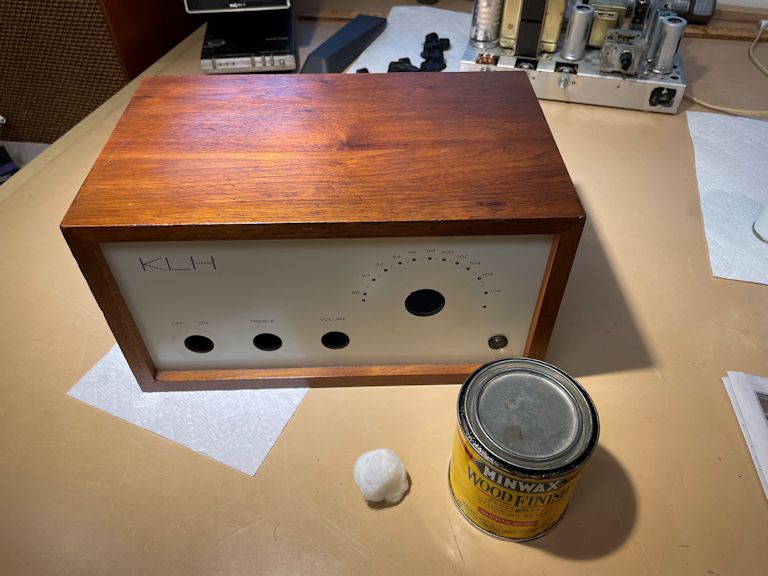 KLH Model Eight (8) FM Radio (1962)